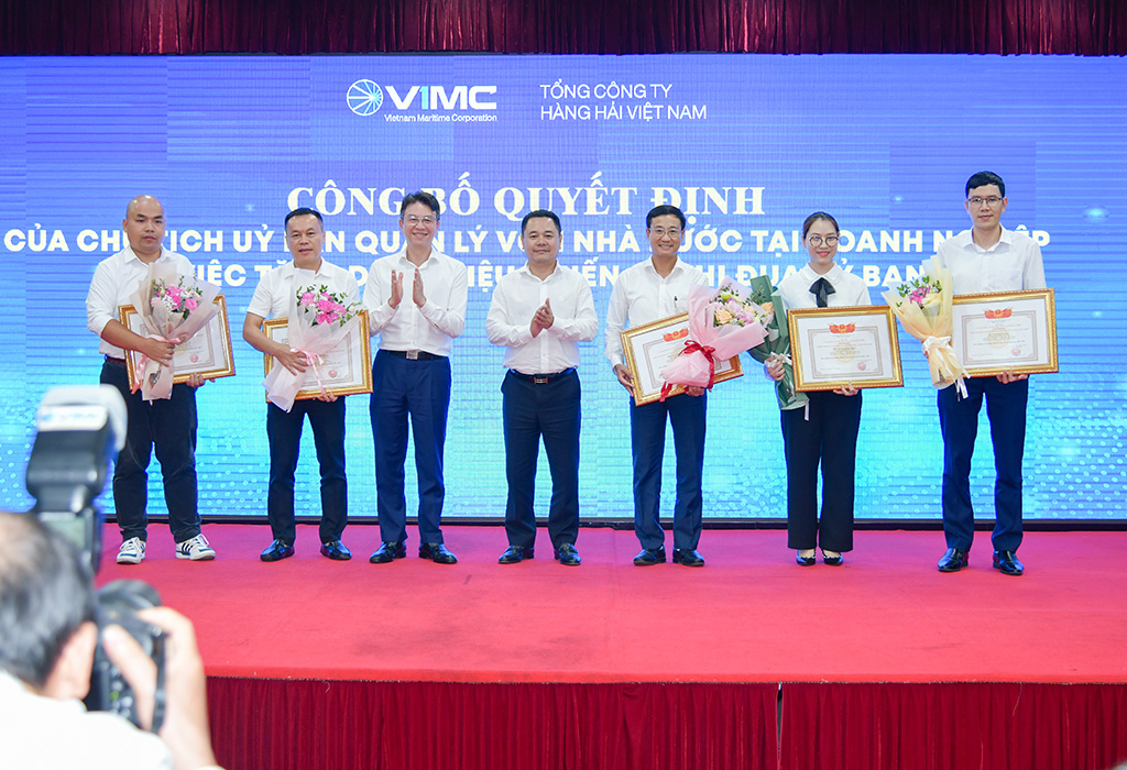 VIMC sơ kết và triển khai nhiệm vụ 6 tháng cuối năm - Tổng công ty Hàng hải Việt Nam-VIMC