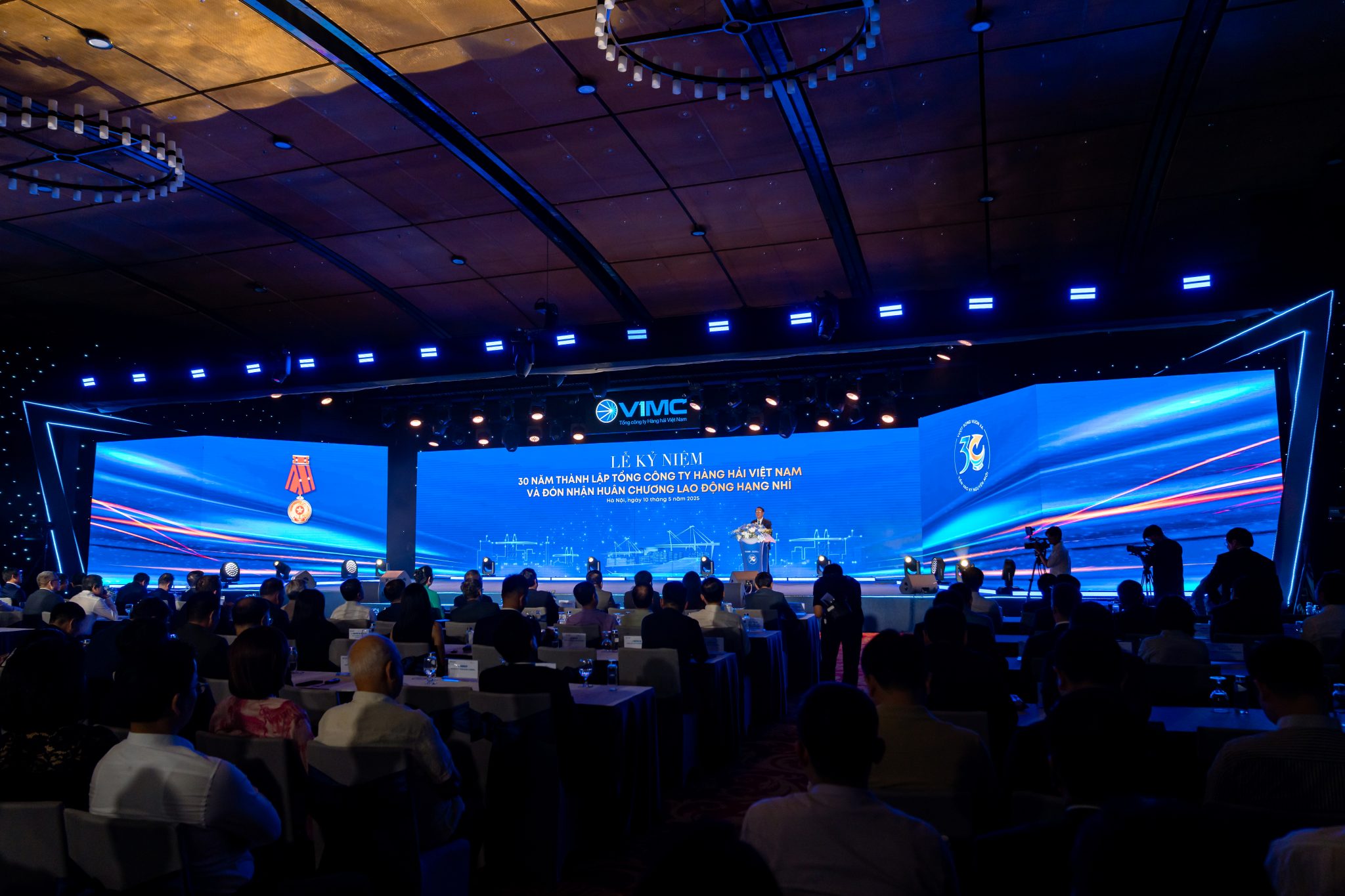 VIMC kỷ niệm 30 năm, đón Huân chương Lao động hạng Nhì