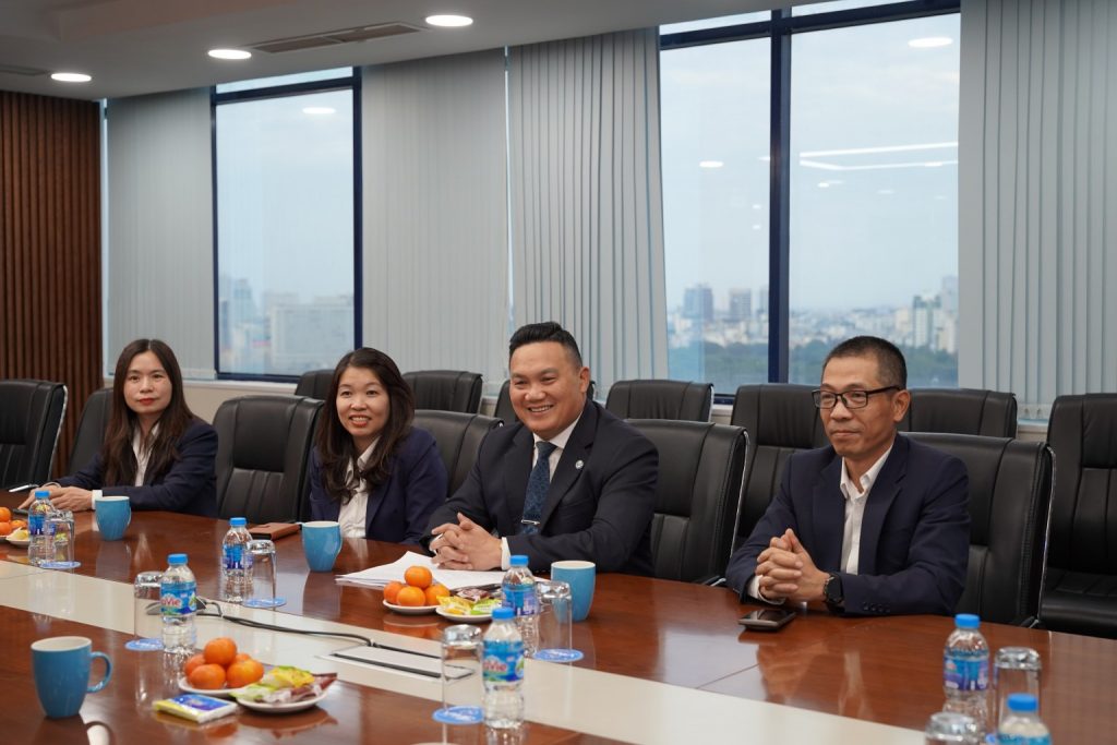 VIMC gặp mặt các cá nhân điển hình tiên tiến xuất sắc tham dự Đại hội ...